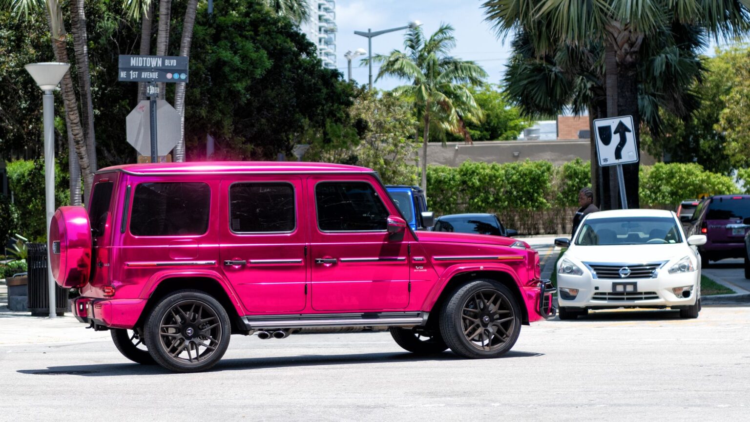 Top 5 car colors for 2025 unveiled: The top spot is a shock to America